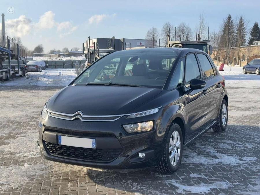 Black Citroen c4-picasso 2015 in Taurage, with an engine capacity of 1.56 L and mileage of 205 thousand km for 4100 €, photo 1 on AUTOMOTO.COM.LV
