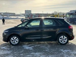 Black Citroen c4-picasso 2015 in Taurage, with an engine capacity of 1.56 L and mileage of 205 thousand km for 4100 €, photo 4 on AUTOMOTO.COM.LV