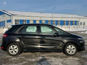 Black Citroen c4-picasso 2015 in Taurage, with an engine capacity of 1.56 L and mileage of 205 thousand km for 4100 €, photo 5 on AUTOMOTO.COM.LV