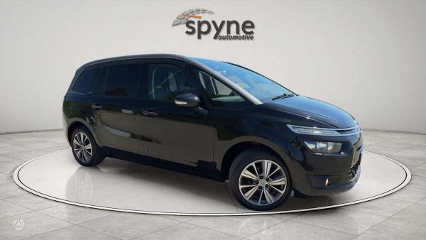 Black Citroen c4-picasso 2015 in Marijampole, with an engine capacity of 1.56 L and mileage of 220 thousand km for 5400 €, photo 8 on AUTOMOTO.COM.LV