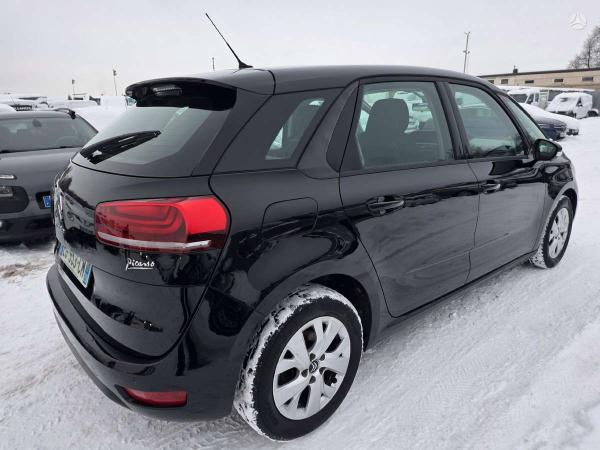 Black Citroen c4-picasso 2016 in Taurage, with an engine capacity of 1.56 L and mileage of 250 thousand km for 5100 €, photo 4 on AUTOMOTO.COM.LV