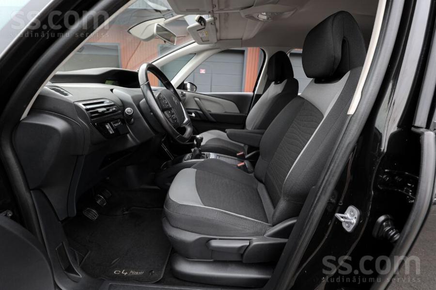 Melns Citroen c4-picasso 2016 Jelgava, ar dzinēja tilpumu 1.60 L un nobraukumu 0 tūkst. km par 7990 €, foto 8 vietnē AUTOMOTO.COM.LV