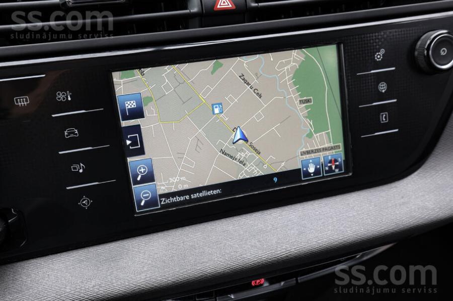 Melns Citroen c4-picasso 2016 Jelgava, ar dzinēja tilpumu 1.60 L un nobraukumu 0 tūkst. km par 7990 €, foto 16 vietnē AUTOMOTO.COM.LV