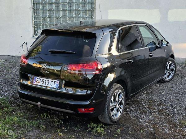 Melns Citroen c4-picasso 2016 Šauļi, ar dzinēja tilpumu 1.20 L un nobraukumu 165 tūkst. km par 5300 €, foto 5 vietnē AUTOMOTO.COM.LV