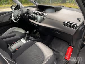 Melns Citroen c4-picasso 2017 Jelgava, ar dzinēja tilpumu 1.20 L un nobraukumu 127 tūkst. km par 7590 €, foto 13 vietnē AUTOMOTO.COM.LV