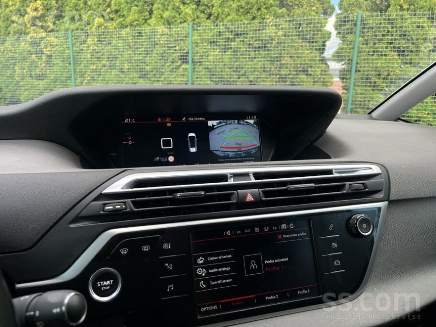 Melns Citroen c4-picasso 2017 Jelgava, ar dzinēja tilpumu 1.20 L un nobraukumu 127 tūkst. km par 7590 €, foto 22 vietnē AUTOMOTO.COM.LV