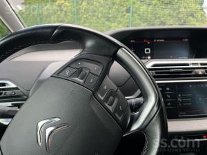 Melns Citroen c4-picasso 2017 Jelgava, ar dzinēja tilpumu 1.20 L un nobraukumu 127 tūkst. km par 7590 €, foto 23 vietnē AUTOMOTO.COM.LV