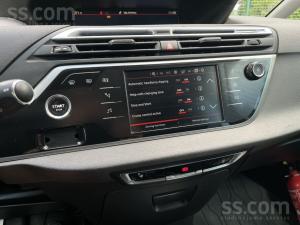 Melns Citroen c4-picasso 2017 Jelgava, ar dzinēja tilpumu 1.20 L un nobraukumu 127 tūkst. km par 7590 €, foto 26 vietnē AUTOMOTO.COM.LV