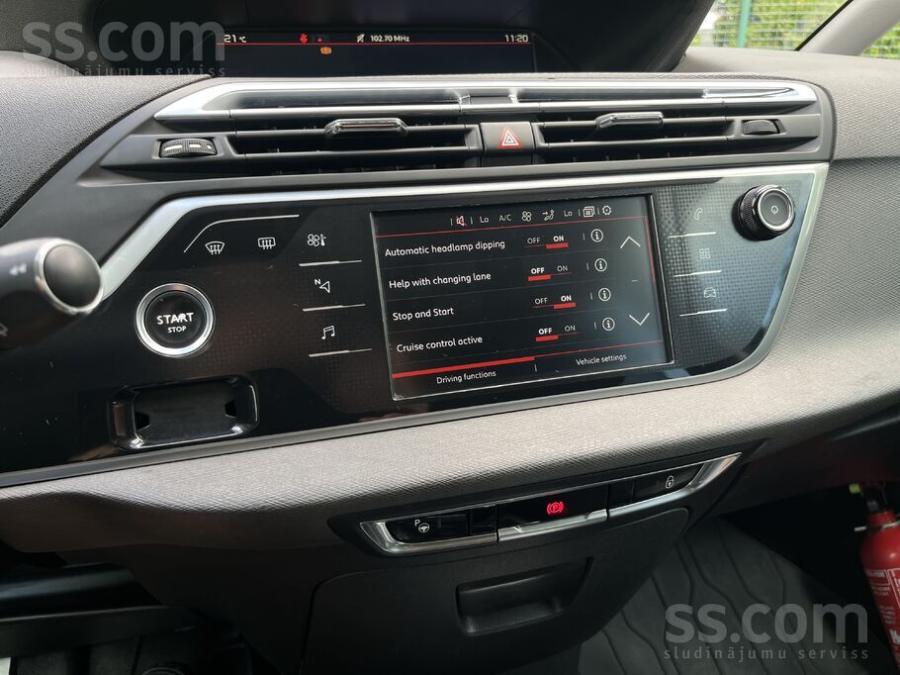 Melns Citroen c4-picasso 2017 Jelgava, ar dzinēja tilpumu 1.20 L un nobraukumu 127 tūkst. km par 7590 €, foto 26 vietnē AUTOMOTO.COM.LV