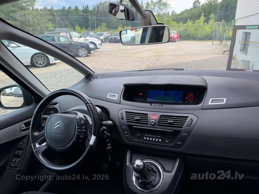 Melns Citroen c4-picasso 2008 Veru, ar dzinēja tilpumu 1.60 L un nobraukumu 267 tūkst. km par 1790 €, foto 7 vietnē AUTOMOTO.COM.LV