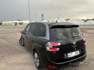 Melns Citroen c4-picasso 2014 Tallina, ar dzinēja tilpumu 1.60 L un nobraukumu 285 tūkst. km par 6500 €, foto 5 vietnē AUTOMOTO.COM.LV