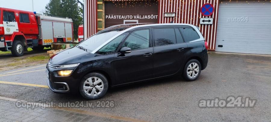 Melns Citroen c4-picasso 2018 Tallina, ar dzinēja tilpumu 1.20 L un nobraukumu 210 tūkst. km par 11490 €, foto 2 vietnē AUTOMOTO.COM.LV