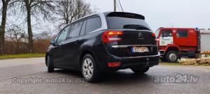 Melns Citroen c4-picasso 2018 Tallina, ar dzinēja tilpumu 1.20 L un nobraukumu 210 tūkst. km par 11490 €, foto 5 vietnē AUTOMOTO.COM.LV
