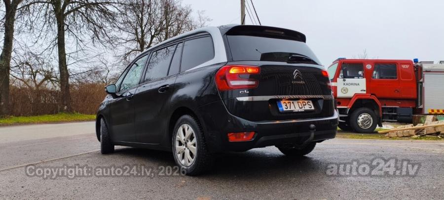 Melns Citroen c4-picasso 2018 Tallina, ar dzinēja tilpumu 1.20 L un nobraukumu 210 tūkst. km par 11490 €, foto 5 vietnē AUTOMOTO.COM.LV