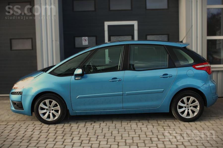 Blue Citroen c4-picasso 2007 in Riga, with an engine capacity of 1.60 L and mileage of 0 thousand km for 1895 €, photo 4 on AUTOMOTO.COM.LV