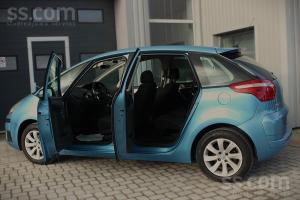 Blue Citroen c4-picasso 2007 in Riga, with an engine capacity of 1.60 L and mileage of 0 thousand km for 1895 €, photo 10 on AUTOMOTO.COM.LV