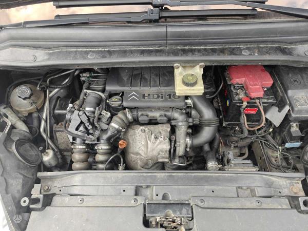 Zils Citroen c4-picasso 2008 Klaipėda, ar dzinēja tilpumu 1.60 L un nobraukumu 361 tūkst. km par 550 €, foto 5 vietnē AUTOMOTO.COM.LV