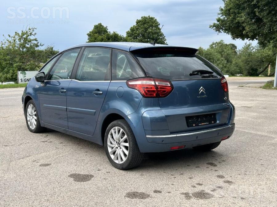 Zils Citroen c4-picasso 2010 Liepāja, ar dzinēja tilpumu 1.60 L un nobraukumu 258 tūkst. km par 3700 €, foto 7 vietnē AUTOMOTO.COM.LV