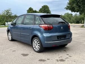 Blue Citroen c4-picasso 2010 in Grobiņa, with an engine capacity of 1.60 L and mileage of 258 thousand km for 3700 €, photo 8 on AUTOMOTO.COM.LV