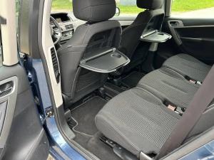 Blue Citroen c4-picasso 2010 in Grobiņa, with an engine capacity of 1.60 L and mileage of 258 thousand km for 3700 €, photo 13 on AUTOMOTO.COM.LV