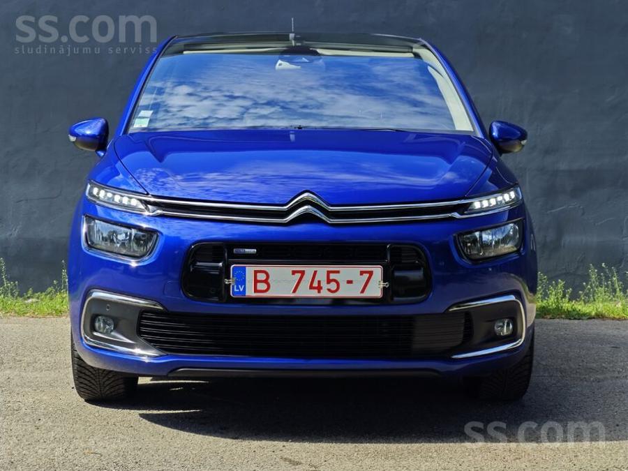 Zils Citroen c4-picasso 2016 Ogre, ar dzinēja tilpumu 1.20 L un nobraukumu 105 tūkst. km par 7900 €, foto 1 vietnē AUTOMOTO.COM.LV