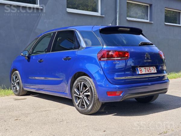 Blue Citroen c4-picasso 2016 in Ogre, with an engine capacity of 1.20 L and mileage of 105 thousand km for 7900 €, photo 4 on AUTOMOTO.COM.LV