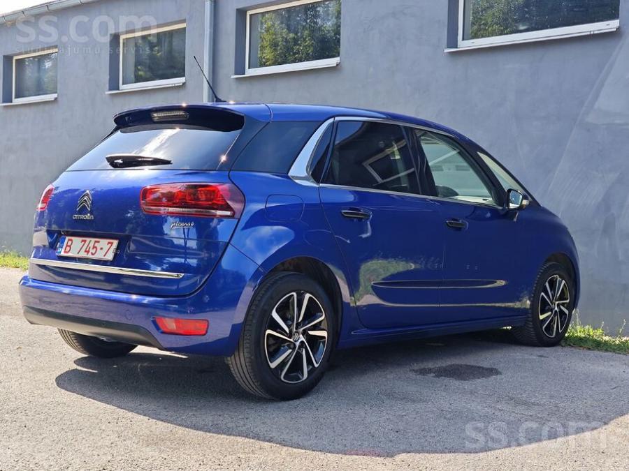 Zils Citroen c4-picasso 2016 Ogre, ar dzinēja tilpumu 1.20 L un nobraukumu 105 tūkst. km par 7900 €, foto 7 vietnē AUTOMOTO.COM.LV