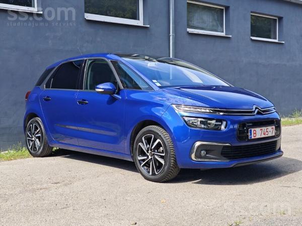 Blue Citroen c4-picasso 2016 in Ogre, with an engine capacity of 1.20 L and mileage of 105 thousand km for 7900 €, photo 8 on AUTOMOTO.COM.LV
