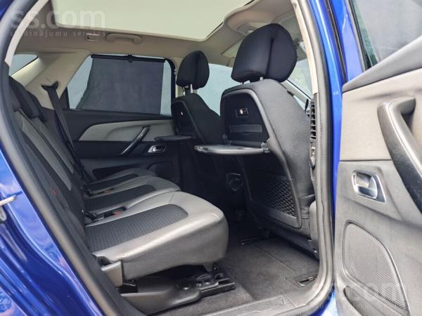 Blue Citroen c4-picasso 2016 in Ogre, with an engine capacity of 1.20 L and mileage of 105 thousand km for 7900 €, photo 10 on AUTOMOTO.COM.LV