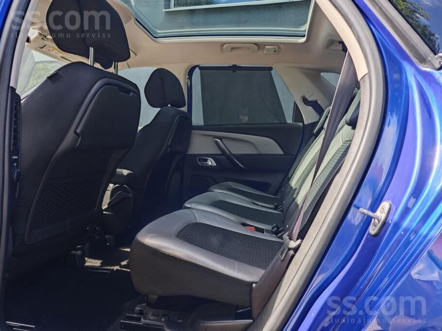 Zils Citroen c4-picasso 2016 Ogre, ar dzinēja tilpumu 1.20 L un nobraukumu 105 tūkst. km par 7900 €, foto 13 vietnē AUTOMOTO.COM.LV