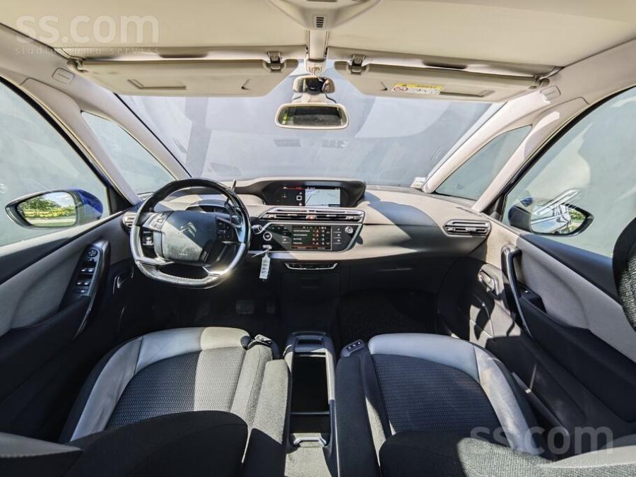 Zils Citroen c4-picasso 2016 Ogre, ar dzinēja tilpumu 1.20 L un nobraukumu 105 tūkst. km par 7900 €, foto 16 vietnē AUTOMOTO.COM.LV