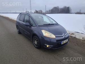Blue Citroen c4-picasso 2007 in Daugavpils, with an engine capacity of 1.60 L and mileage of 292 thousand km for 1850 €, photo  on AUTOMOTO.COM.LV