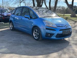 Blue Citroen c4-picasso 2007 in Riga, with an engine capacity of 1.60 L and mileage of 215 thousand km for 2990 €, photo 7 on AUTOMOTO.COM.LV