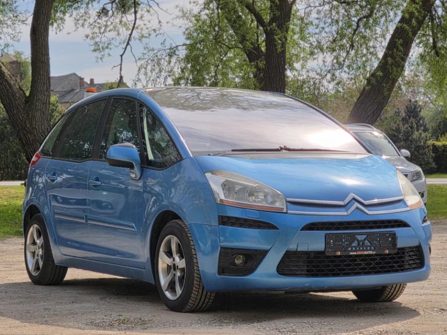 Blue Citroen c4-picasso 2007 in Riga, with an engine capacity of 1.60 L and mileage of 215 thousand km for 2990 €, photo 10 on AUTOMOTO.COM.LV