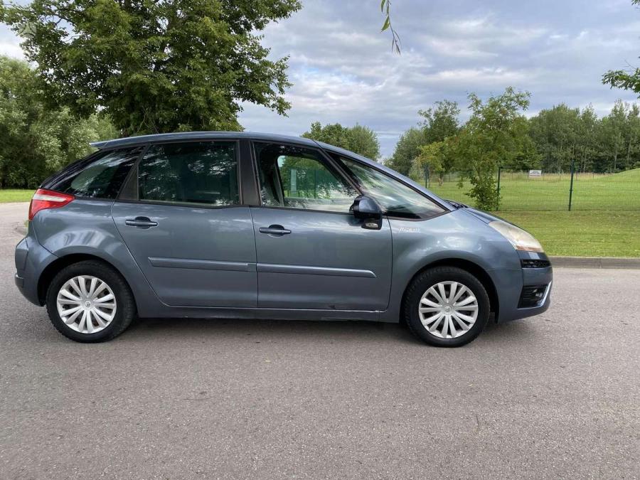 Zils Citroen c4-picasso 2007 Jonava, ar dzinēja tilpumu 1.56 L un nobraukumu 350 tūkst. km par 750 €, foto 9 vietnē AUTOMOTO.COM.LV