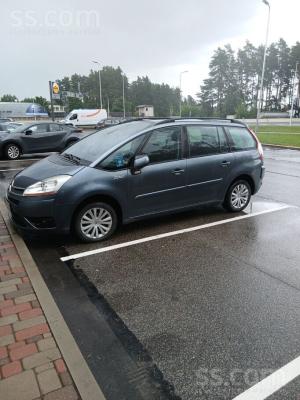 Zils Citroen c4-picasso 2007 Rīga, ar dzinēja tilpumu 2.00 L un nobraukumu 350 tūkst. km par 1500 €, foto 3 vietnē AUTOMOTO.COM.LV