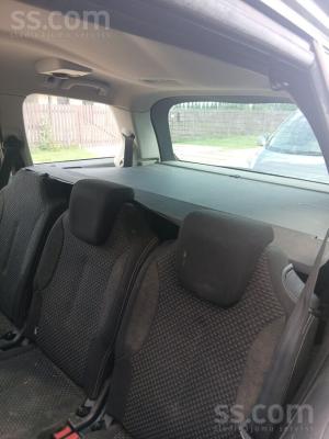 Zils Citroen c4-picasso 2007 Rīga, ar dzinēja tilpumu 2.00 L un nobraukumu 350 tūkst. km par 1500 €, foto 6 vietnē AUTOMOTO.COM.LV