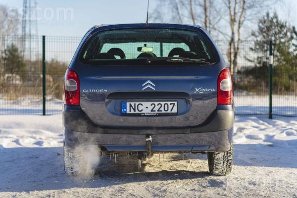 Синий Ситроен С4 Пикассо 2008 в Рига, объемом двигателя 1.60 л и пробегом 260 тыс. км за 1490 €, фото 5 на AUTOMOTO.COM.LV