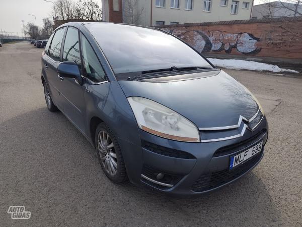 Blue Citroen c4-picasso 2008 in Siauliai, with an engine capacity of 1.60 L and mileage of 244 thousand km for 990 €, photo 1 on AUTOMOTO.COM.LV