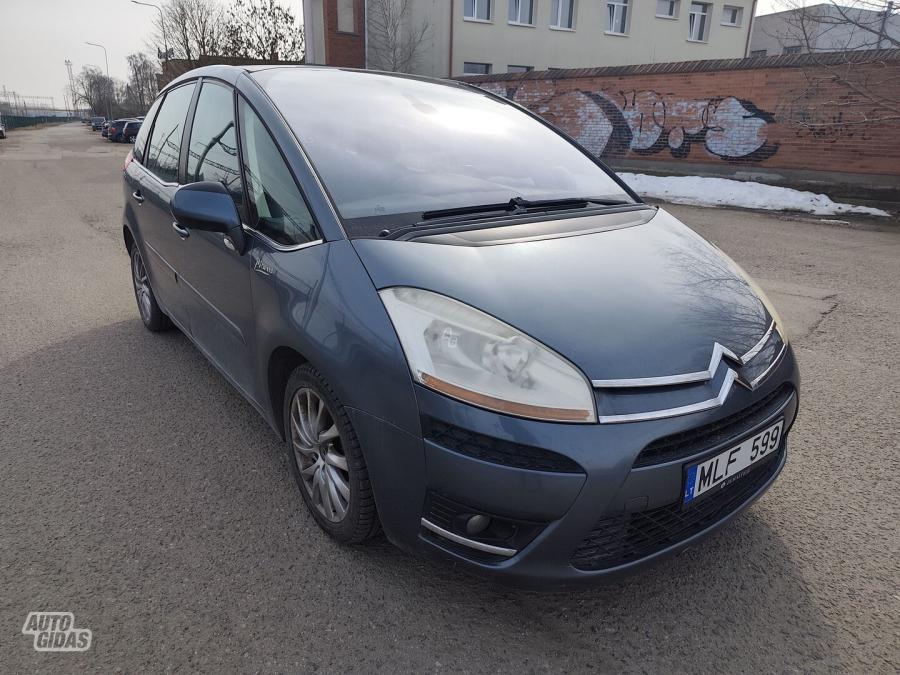 Blue Citroen c4-picasso 2008 in Siauliai, with an engine capacity of 1.60 L and mileage of 244 thousand km for 990 €, photo 1 on AUTOMOTO.COM.LV