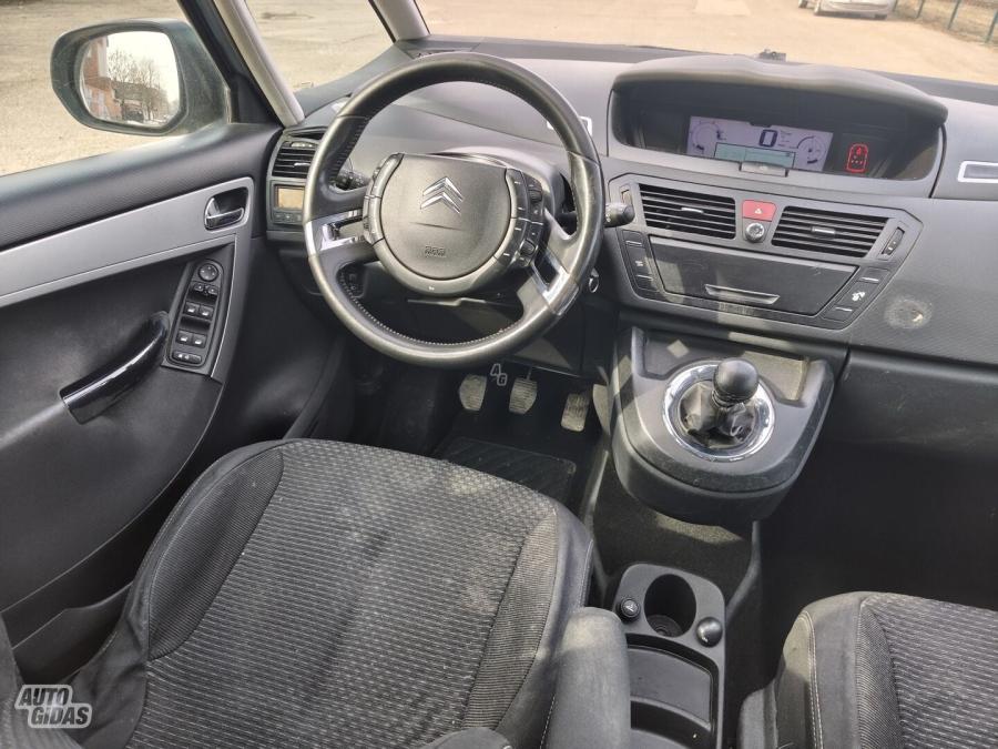 Blue Citroen c4-picasso 2008 in Siauliai, with an engine capacity of 1.60 L and mileage of 244 thousand km for 990 €, photo 10 on AUTOMOTO.COM.LV