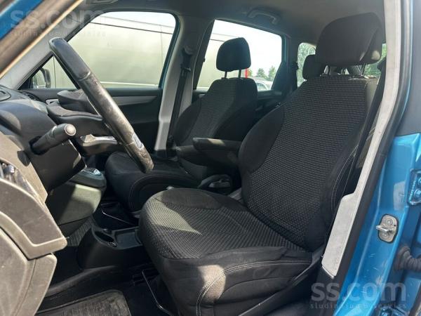 Blue Citroen c4-picasso 2008 in Jelgava, with an engine capacity of 1.60 L and mileage of 0 thousand km for 2990 €, photo 7 on AUTOMOTO.COM.LV