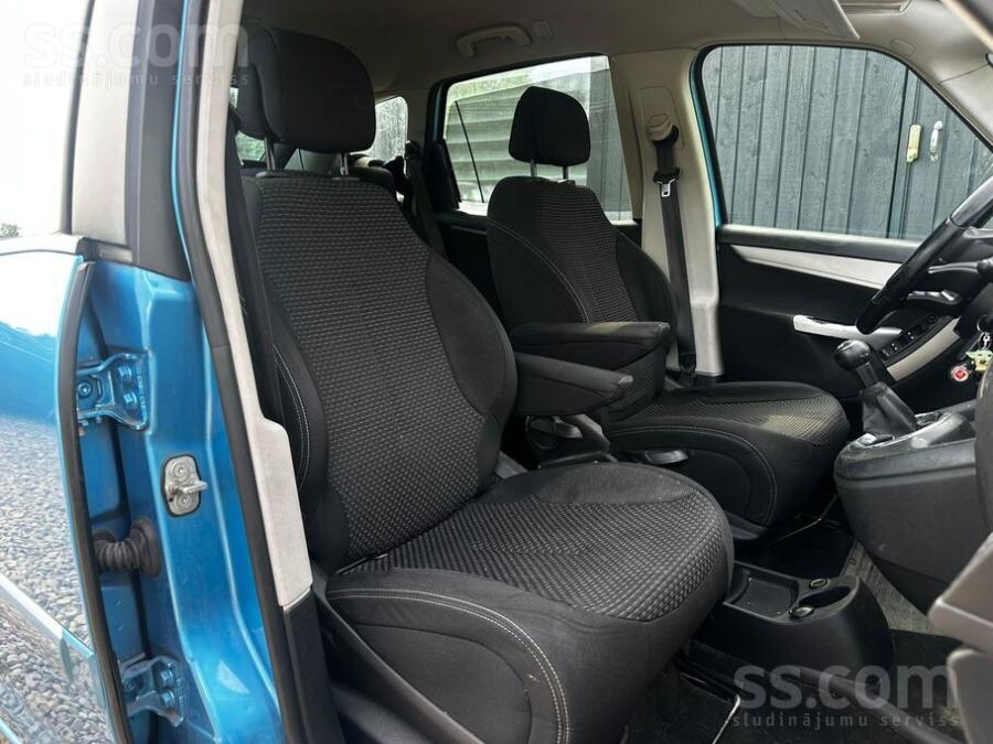 Blue Citroen c4-picasso 2008 in Jelgava, with an engine capacity of 1.60 L and mileage of 0 thousand km for 2990 €, photo 10 on AUTOMOTO.COM.LV