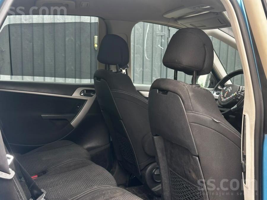 Blue Citroen c4-picasso 2008 in Jelgava, with an engine capacity of 1.60 L and mileage of 0 thousand km for 2990 €, photo 12 on AUTOMOTO.COM.LV