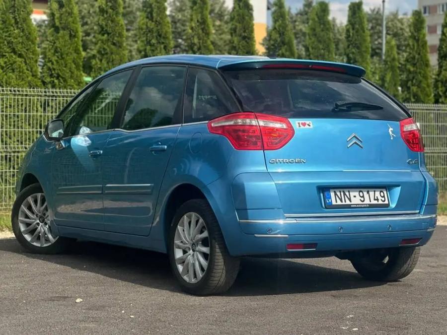 Blue Citroen c4-picasso 2008 in Jelgava, with an engine capacity of 1.60 L and mileage of 253 thousand km for 2990 €, photo 7 on AUTOMOTO.COM.LV