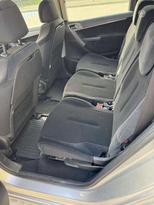 Blue Citroen c4-picasso 2009 in Klaipeda, with an engine capacity of 1.56 L and mileage of 213 thousand km for 2150 €, photo 12 on AUTOMOTO.COM.LV
