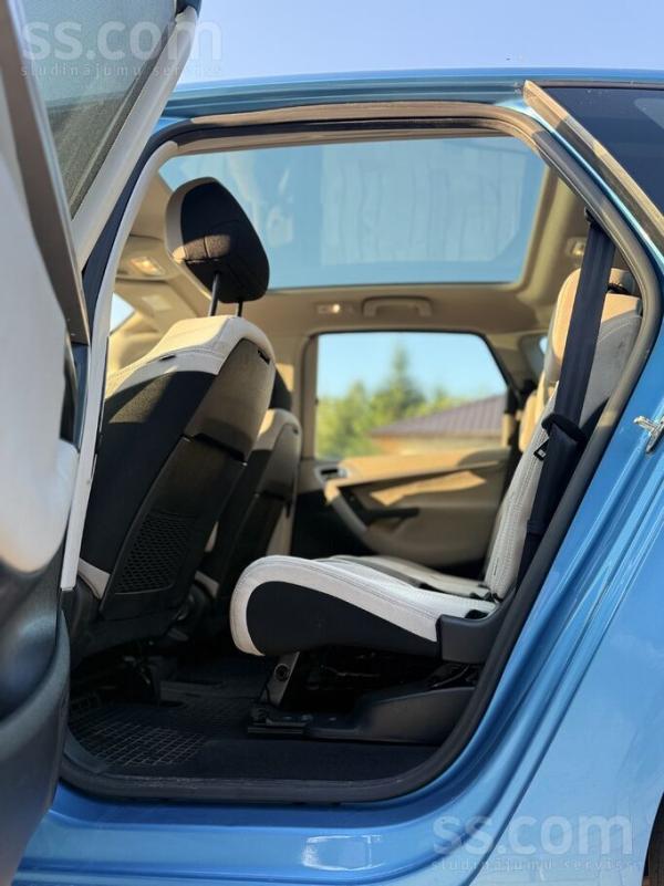 Zils Citroen c4-picasso 2010 Cēsis, ar dzinēja tilpumu 1.60 L un nobraukumu 213 tūkst. km par 2200 €, foto 7 vietnē AUTOMOTO.COM.LV