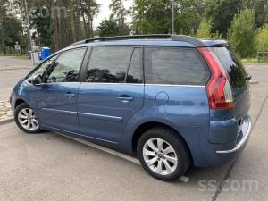 Blue Citroen c4-picasso 2010 in Daugavpils, with an engine capacity of 1.60 L and mileage of 282 thousand km for 3400 €, photo 5 on AUTOMOTO.COM.LV
