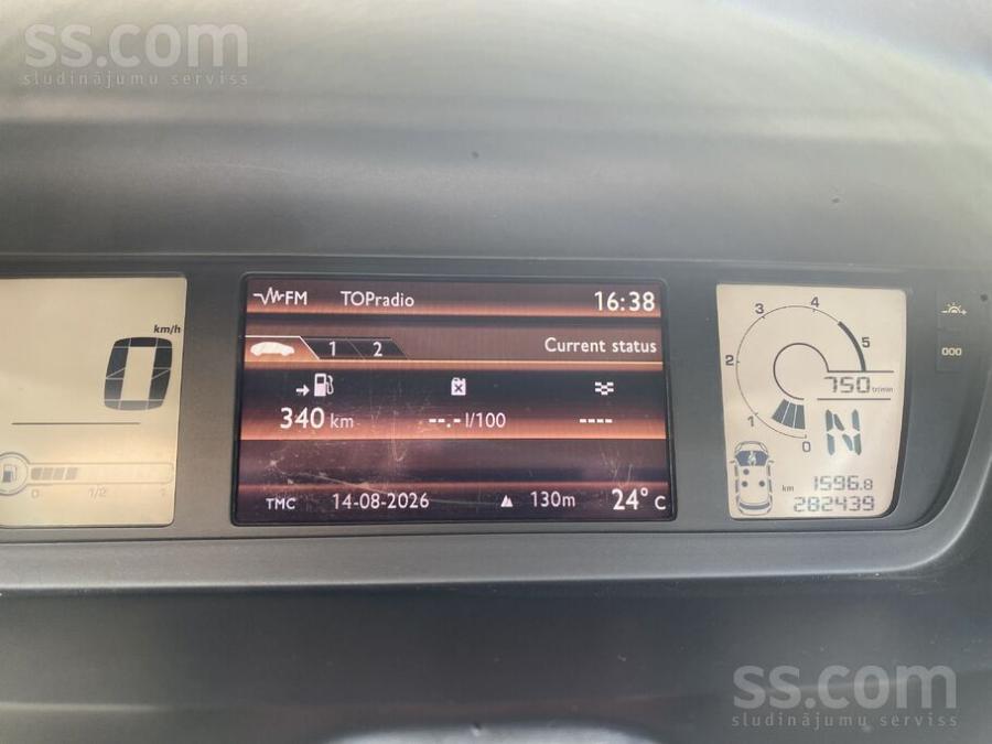 Blue Citroen c4-picasso 2010 in Daugavpils, with an engine capacity of 1.60 L and mileage of 282 thousand km for 3400 €, photo 9 on AUTOMOTO.COM.LV