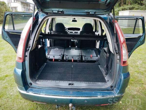 Citroen c4-picasso 2010 Rīga vietnē Zils Citroen c4-picasso 2010 Rīga, ar dzinēja tilpumu 2.00 L un nobraukumu 236 tūkst. km par 3500 €, foto 10 vietnē AUTOMOTO.COM.LV